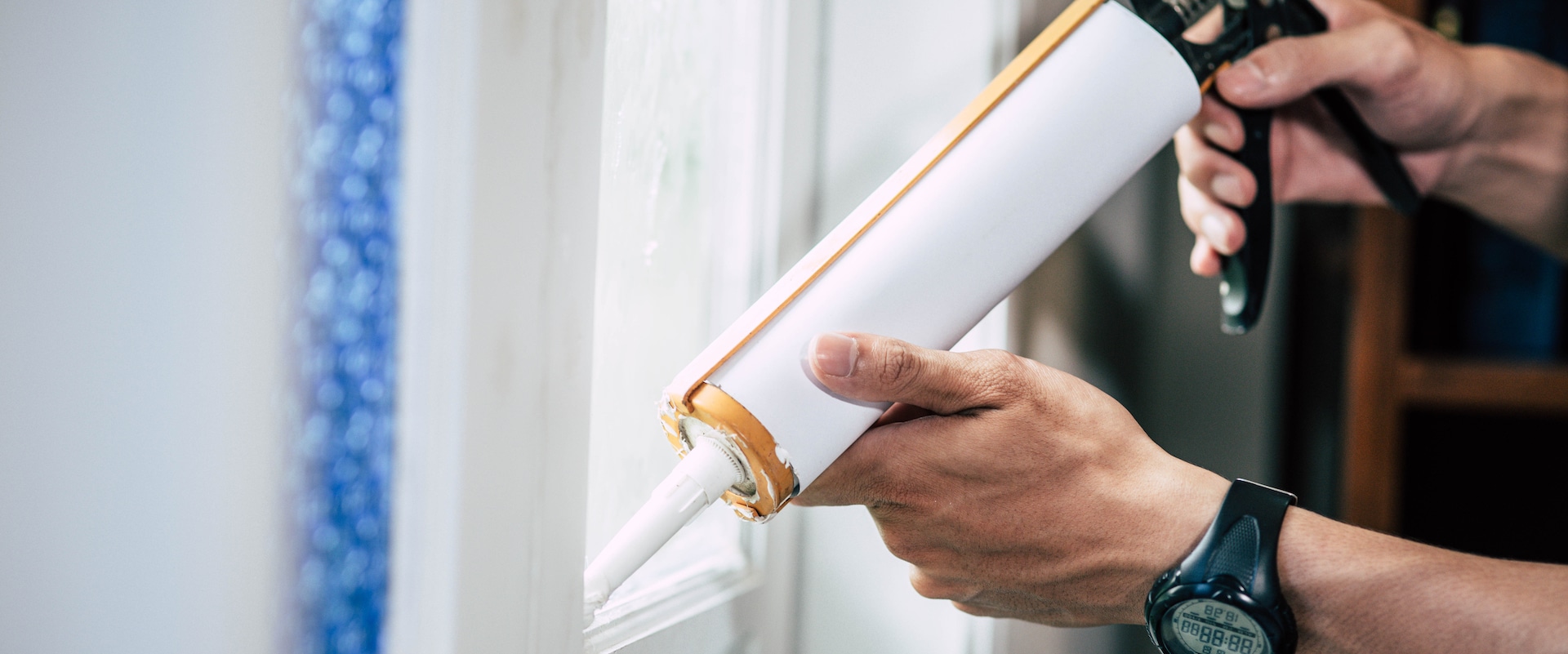 Commercial Caulking Services | Calfeutrage Rive-Sud